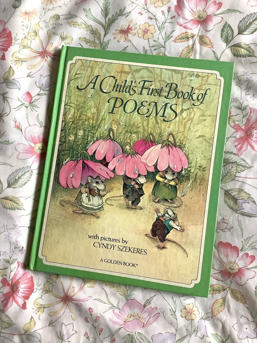 1981 Vintage Children's Book 'A Child's First Book of Poems' in ...