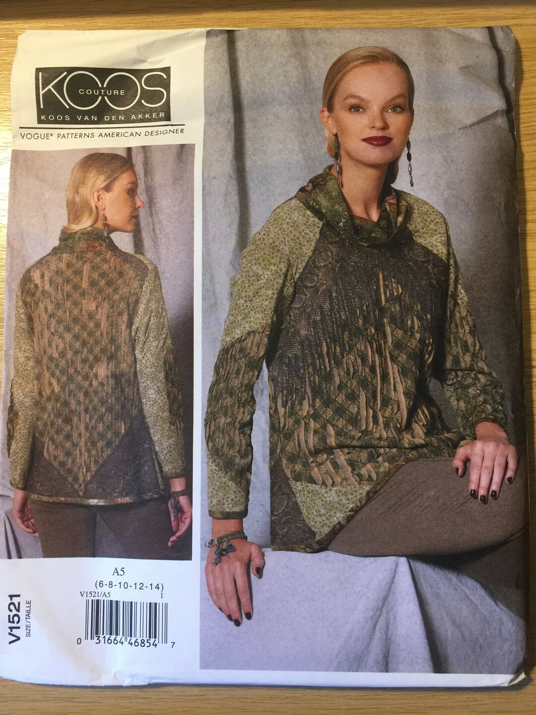 Uncut 2016 Vogue 'koos Couture Van Den Akker American Designer' Sewing ...