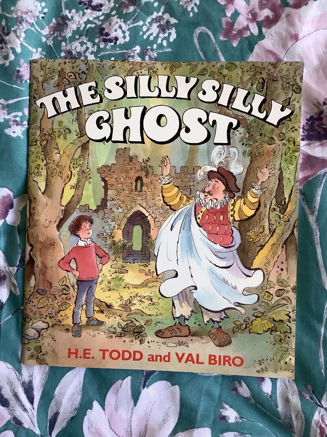 RARE Vintage 1988 'the Silly Silly Ghost' Paperback Book by H.E. Todd ...