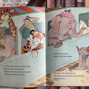 RARE Vintage 1977 Walt Disney's 'dumbo on Land on Sea in the Air' Large ...