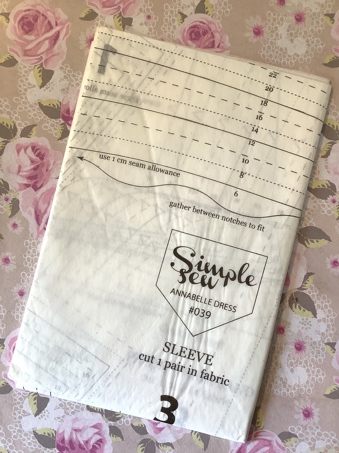 Uncut Simple Sew Sewing Pattern #039 the Annabelle Dress in UK Sizes 6 ...