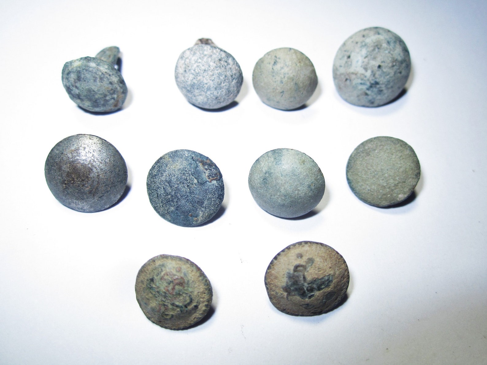 10 Colonial Period Metal Buttons C. 1700 AD, Perfect for Pendants/drops ...