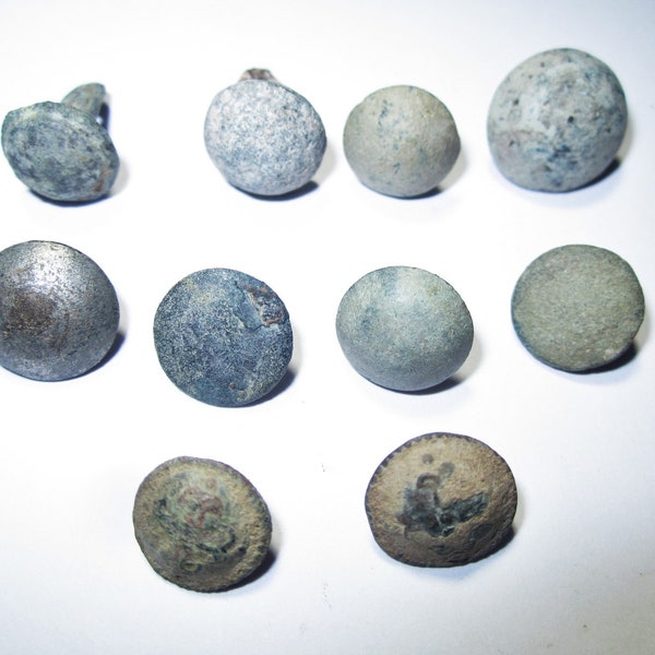 Colonial Buttons - Etsy