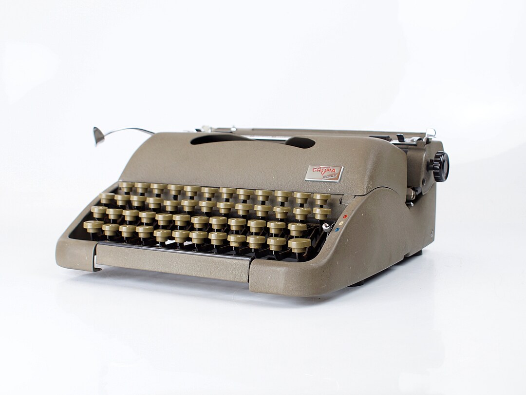 Groma Typewriter, Model N, 1950s - Etsy