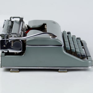 Torpedo 18 Typewriter, Silver Grey, 1950s - Etsy