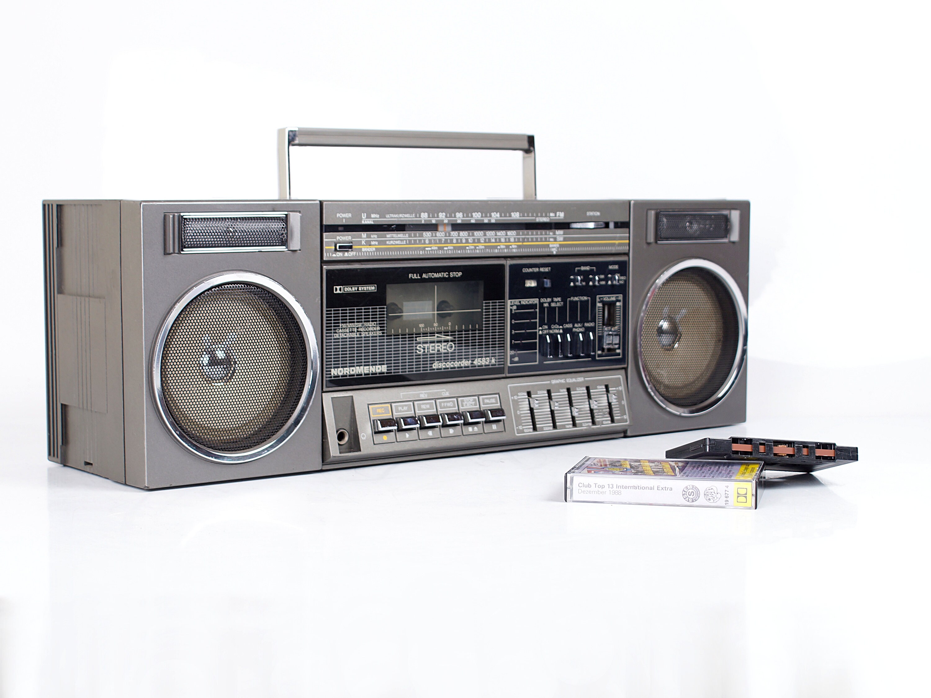 Vintage 1950s Retro Boombox Player