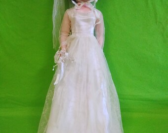 Vintage Bride Doll - Etsy