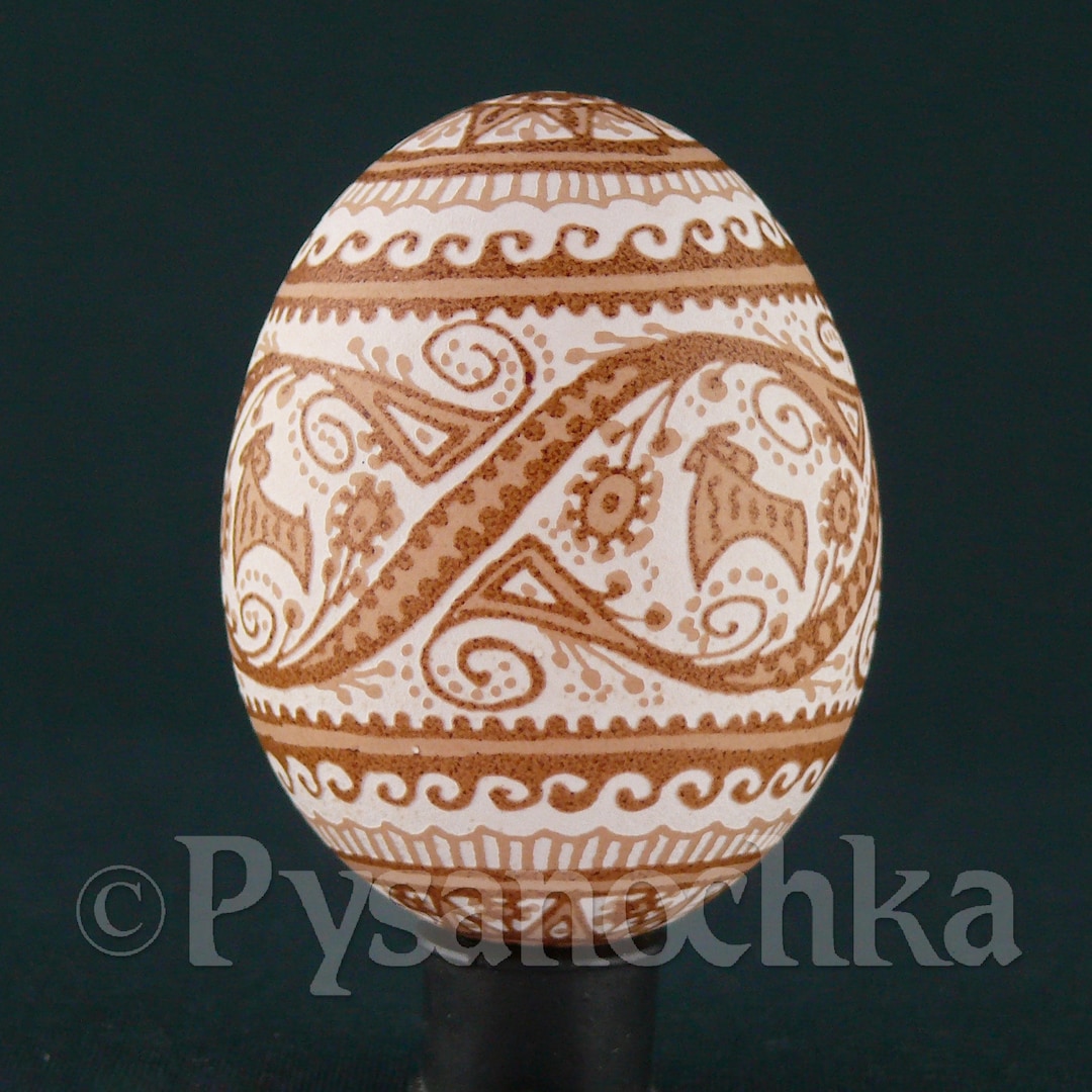 Ukrainian Pysanky Etched Pysanka Chicken Easter Egg Art. Pisanka ...