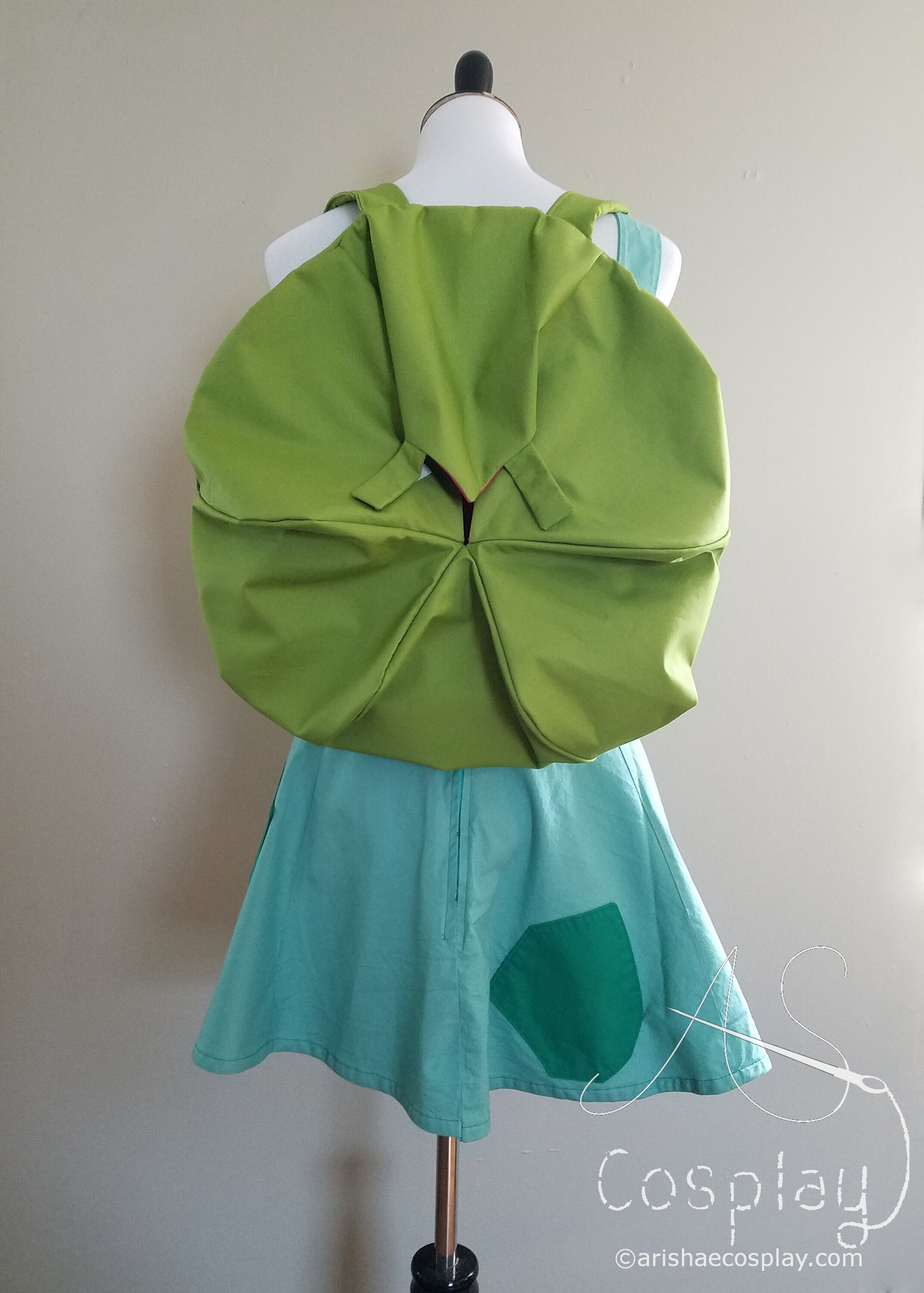 Bulb Backpack - Video Game Themed Backpack for Cosplay Conventions ...