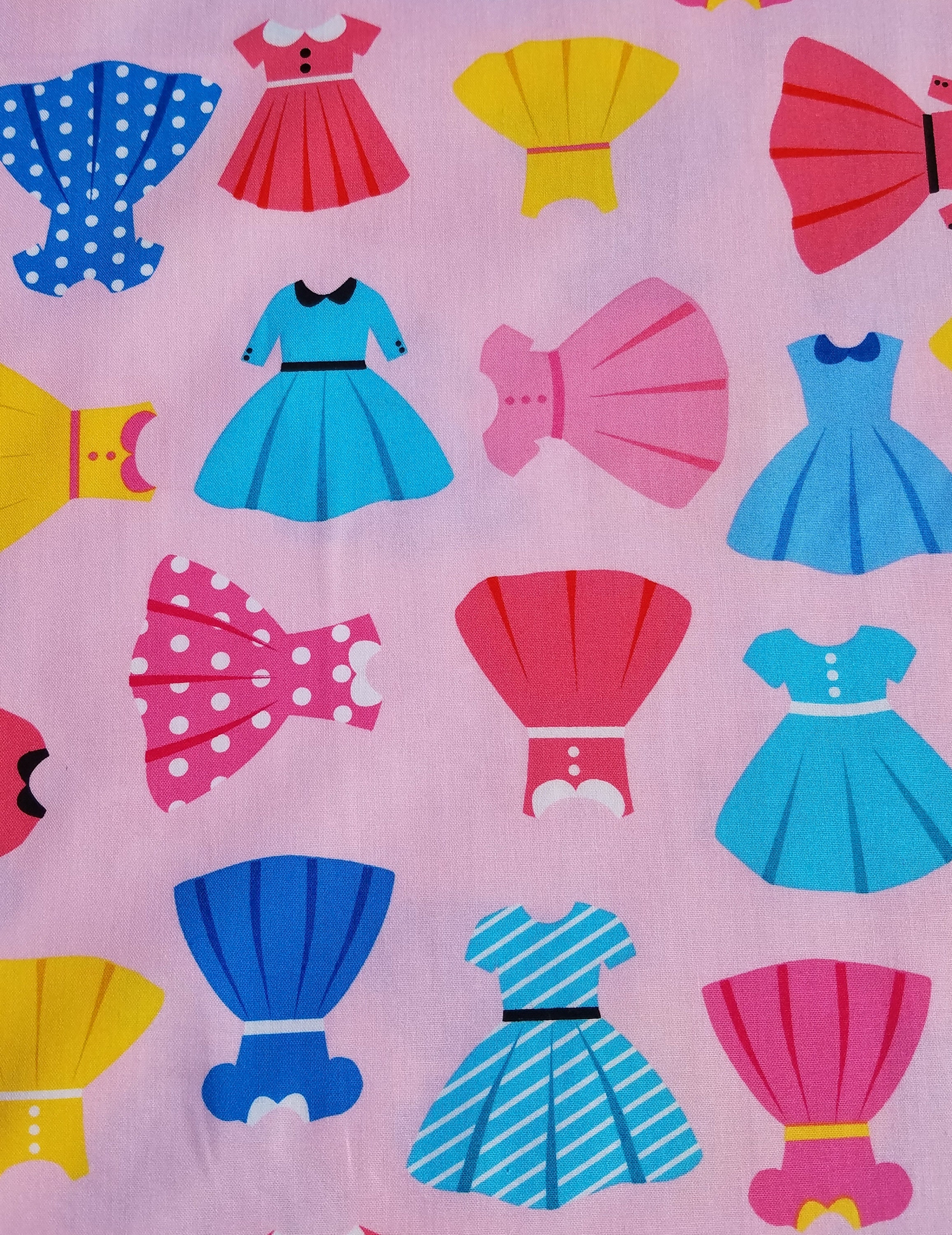 Dress Fabric Dress Print Fabric Girlfriends Fabric by Robert | Etsy