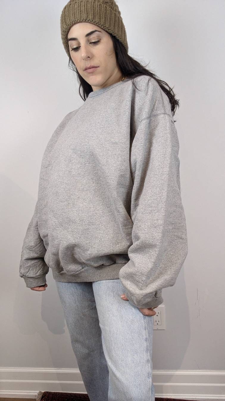 Vintage Minimalist 1990s Oversized Sweatshirt Crewneck 90s Cozy Comfy ...