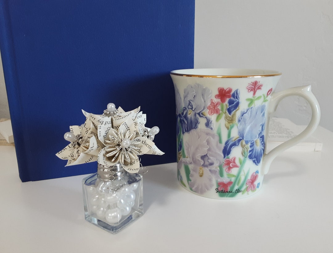 Origami Flowers, Book Page Flowers, Book Bouquet, Recycled Books ...