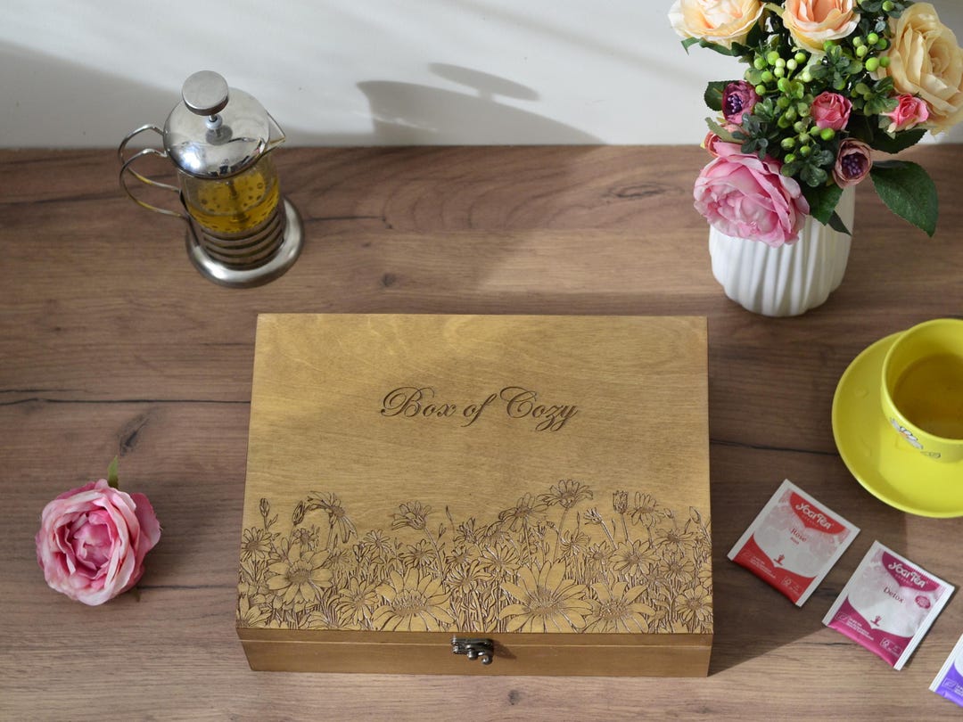 Family Gift With Daisy, Customized Tea Box Engraved Tea Chest ...