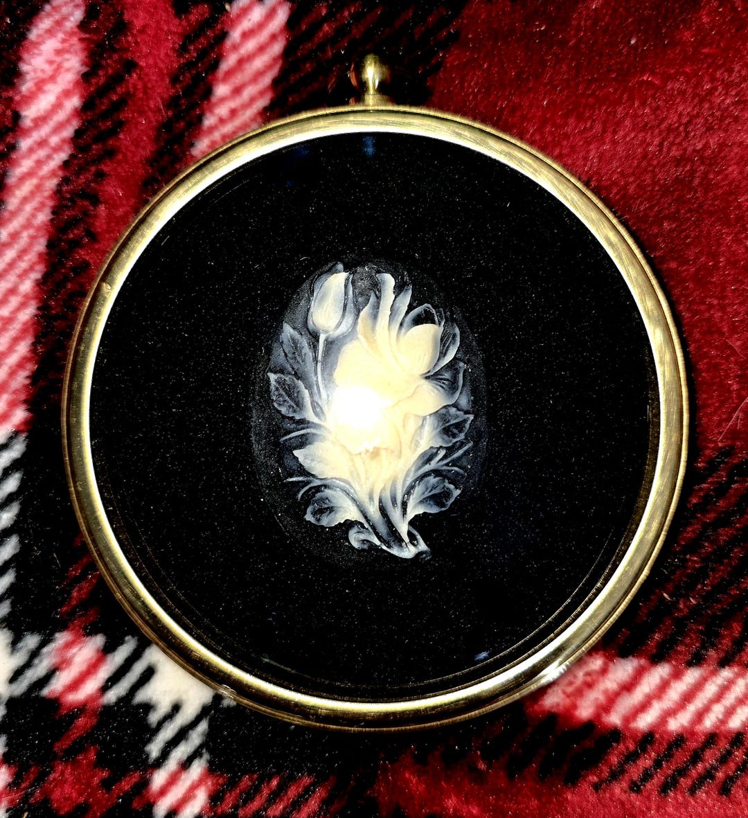 Vintage Peter Bates Wild Orchid Cameo – Made in England - Etsy