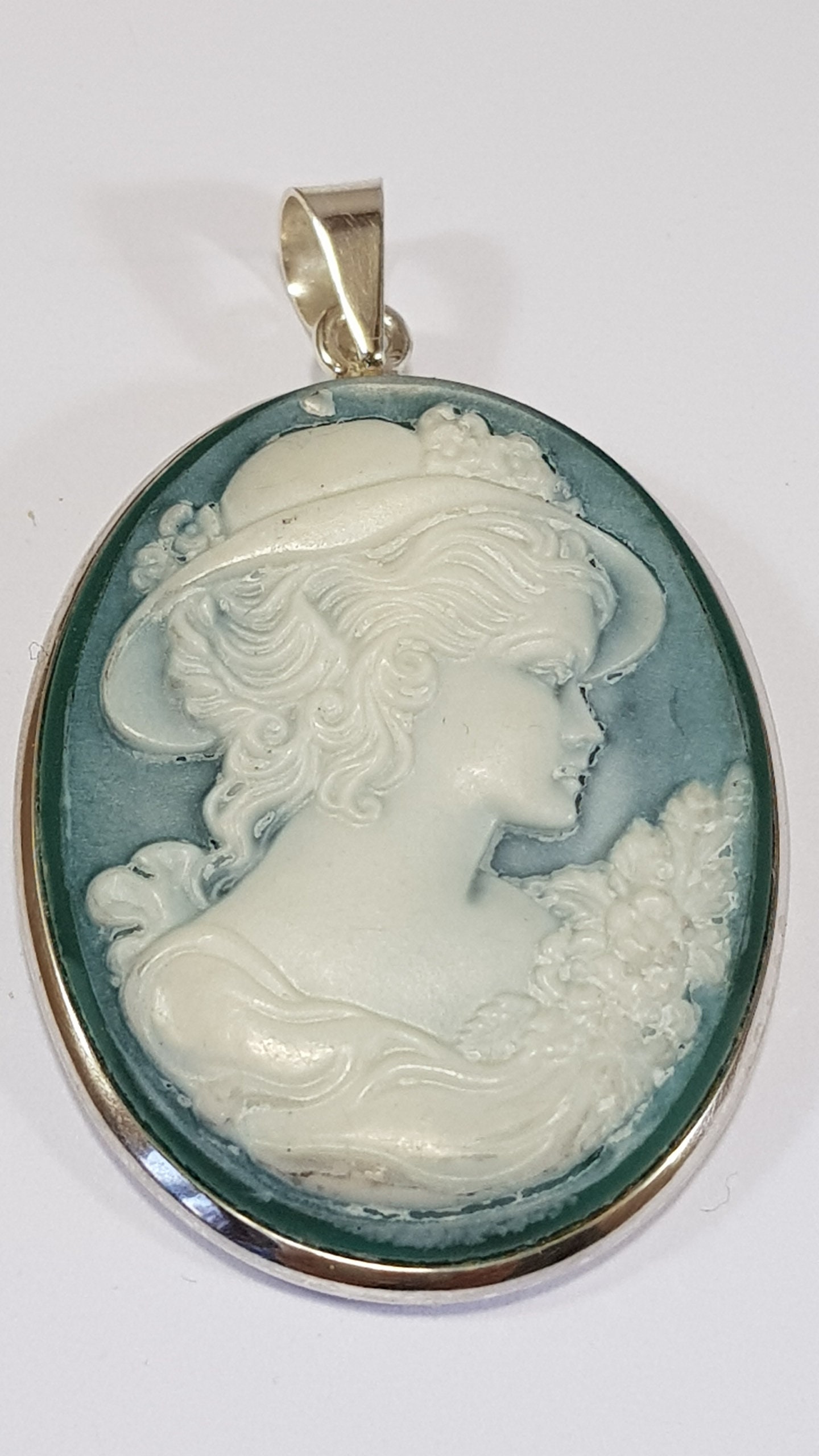 Green Cameo Pendant Agate Stone Lady Cameo MieleCorals Jewelry ...