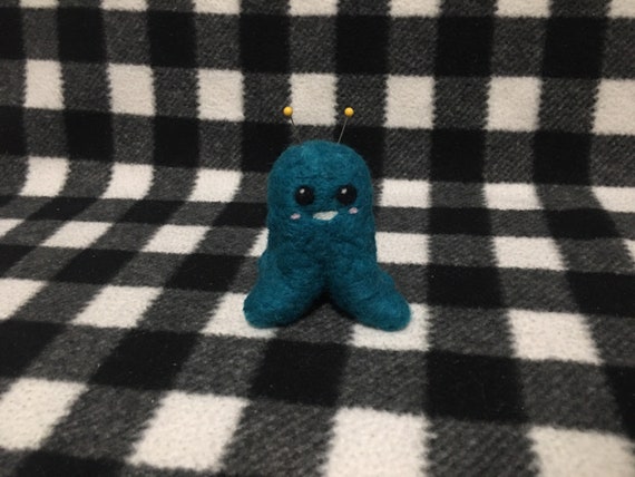 Gibbous Moon Needle Felt Alien | Etsy
