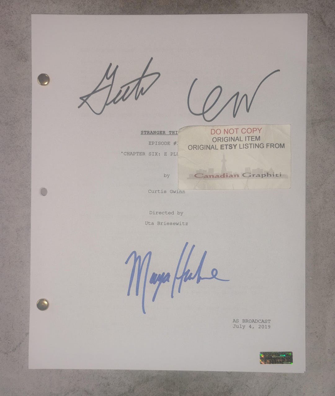 Finn Wolfhard, Gaten Matarazzo & Maya Hawke Hand Signed Autograph ...