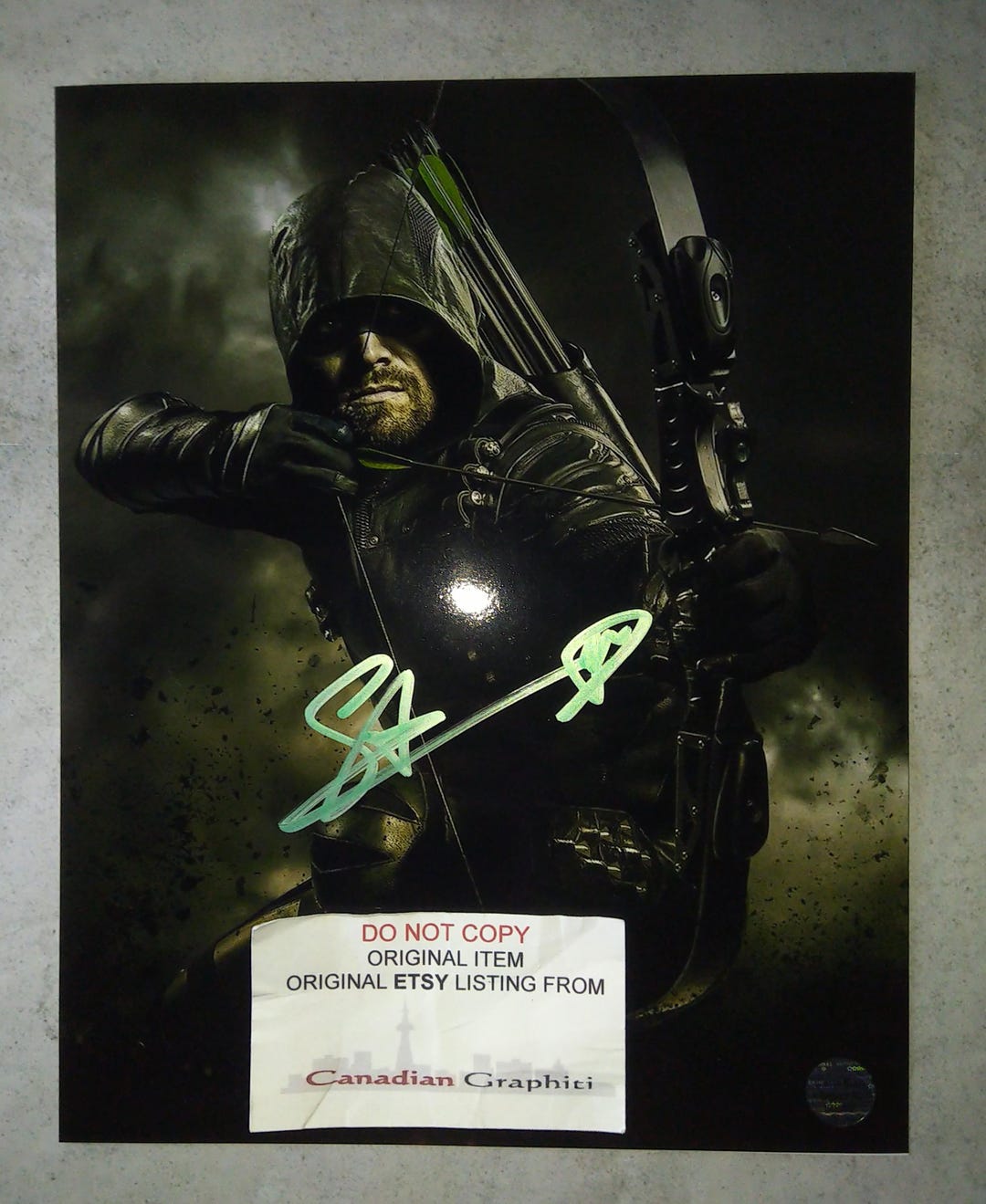 Stephen Amell Hand Signed Autograph 8x10 Photo COA Arrow - Etsy