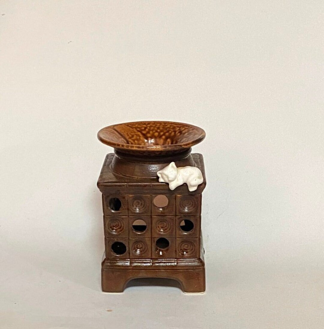 Ceramic Cat Scent Lamp, Cat at the Stove, Handmade Ceramic Aroma Lamp ...