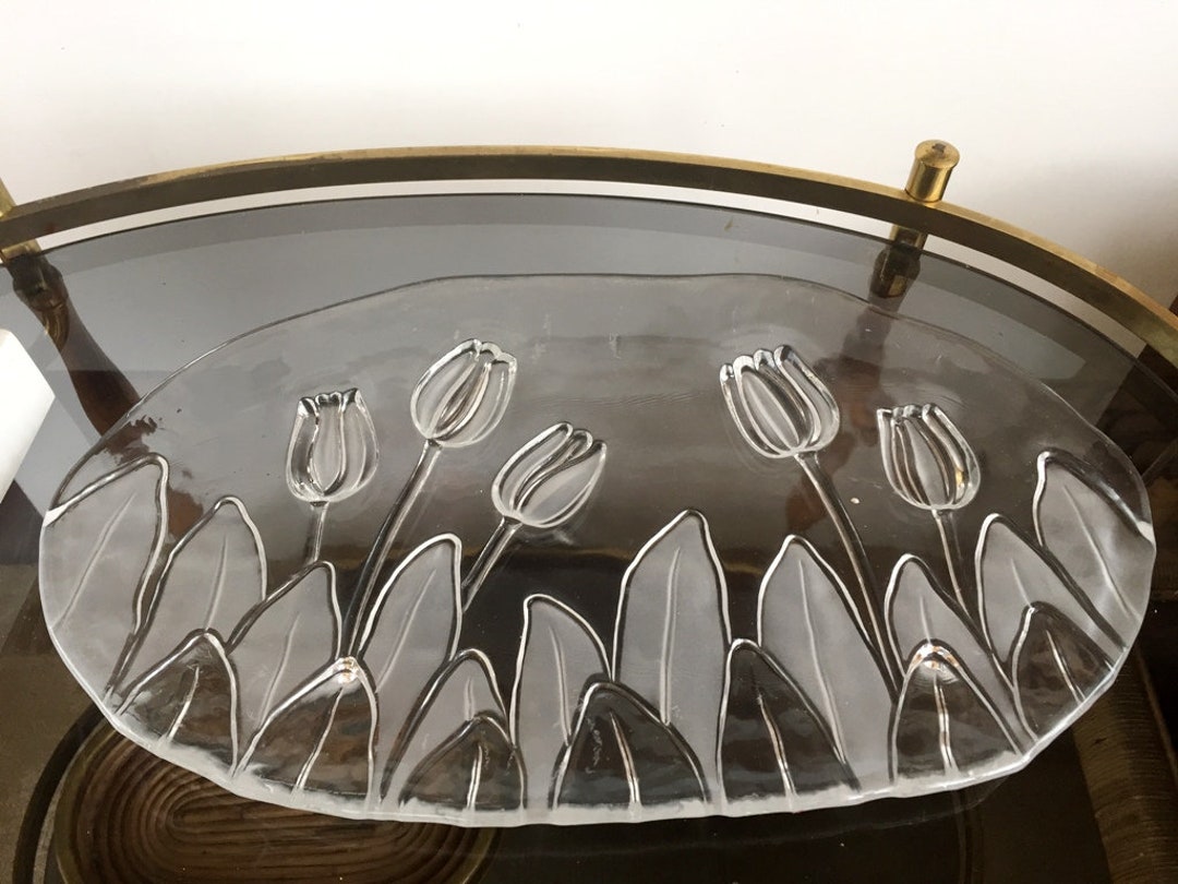 Tulip Glass Serving Plate, Glass Tray Tulips, Satin-finished Tulip ...