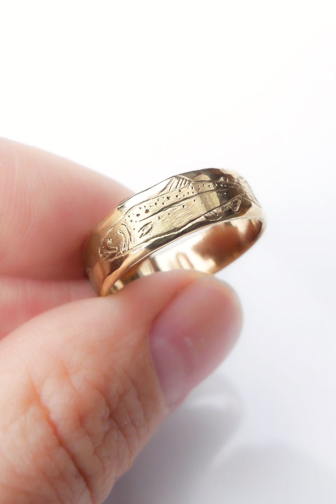 Nature Wedding Ring - Fish Wedding Band - Etsy