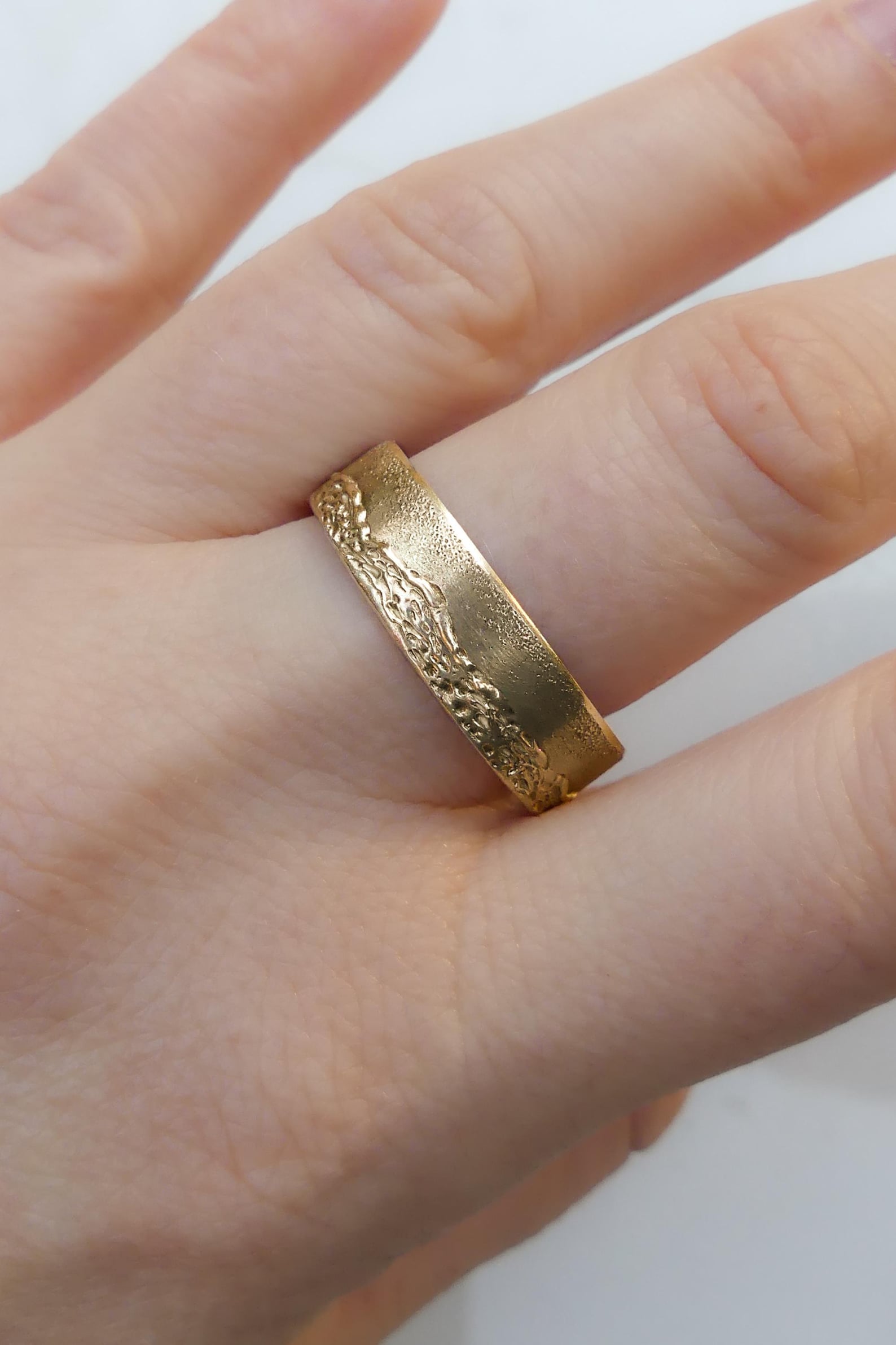 Ocean Wedding Ring - Waves Gold Band - Beach Tide - Etsy