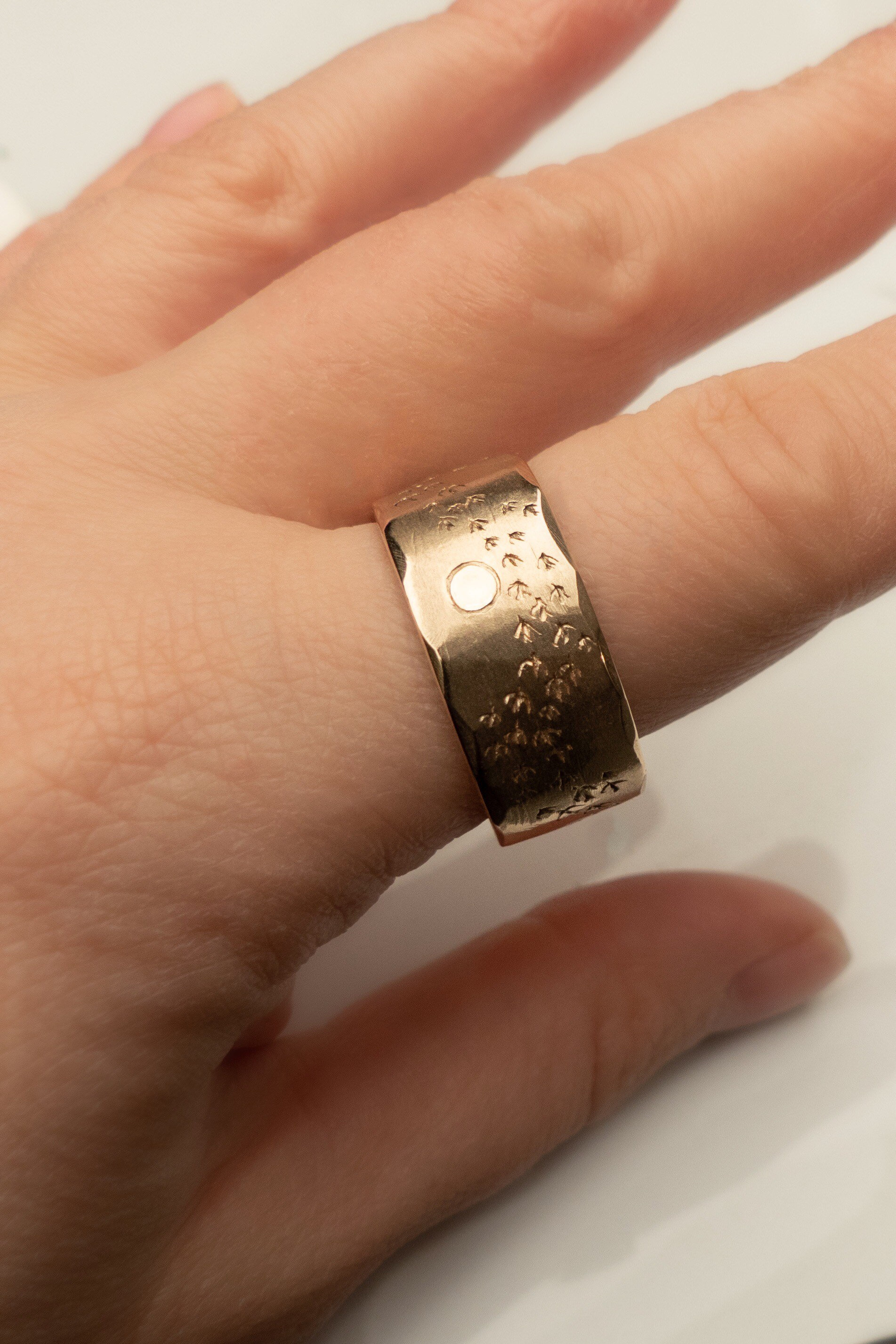 Mens Feather Ring 14k Gold Rustic Wedding Band With Birds - Etsy