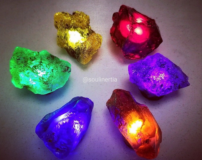 Avengers: Endgame INFINITY STONES W/ L.E.D. CASE - Etsy