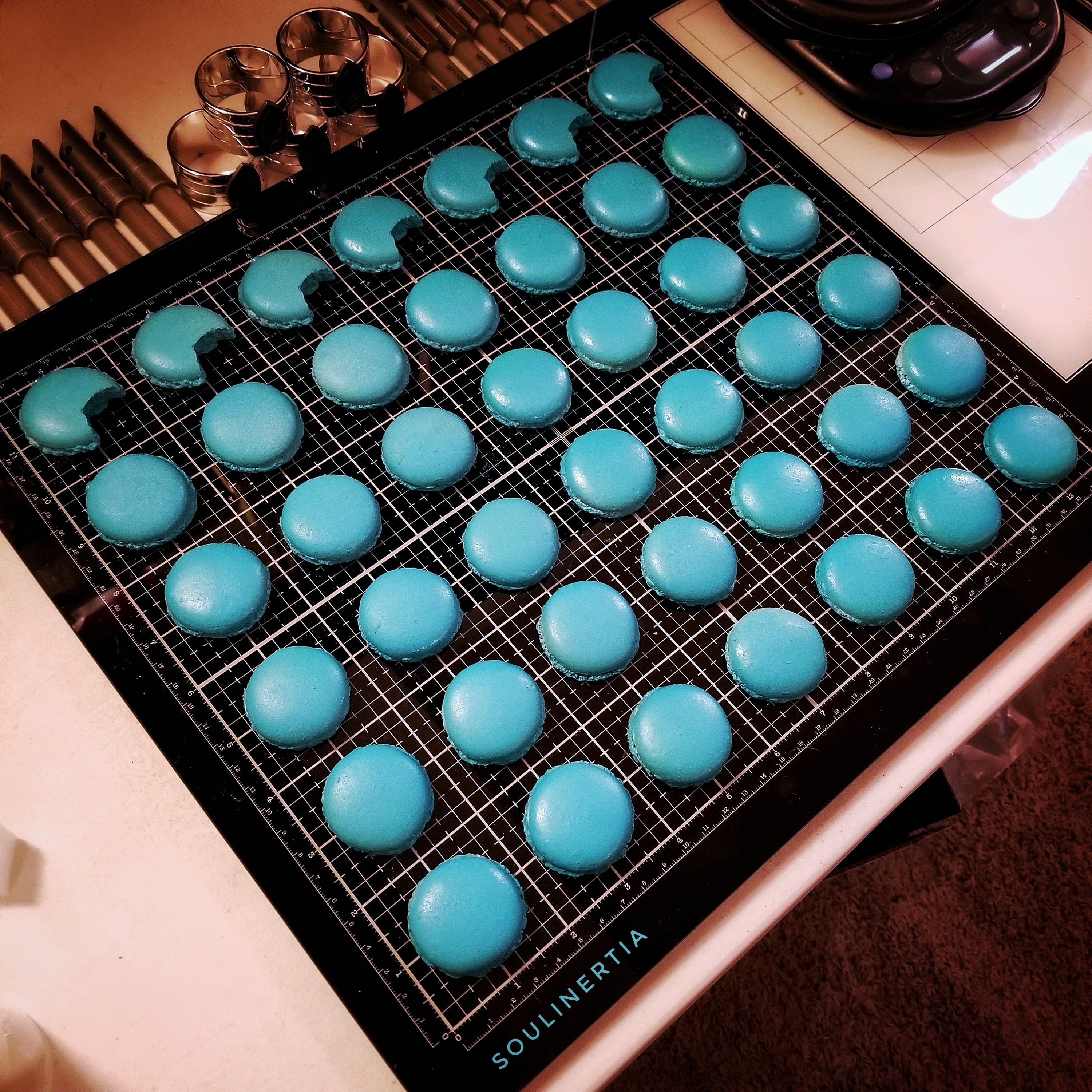 Grogu baby Yoda Space Macarons With Cookie Sleeve - Etsy UK