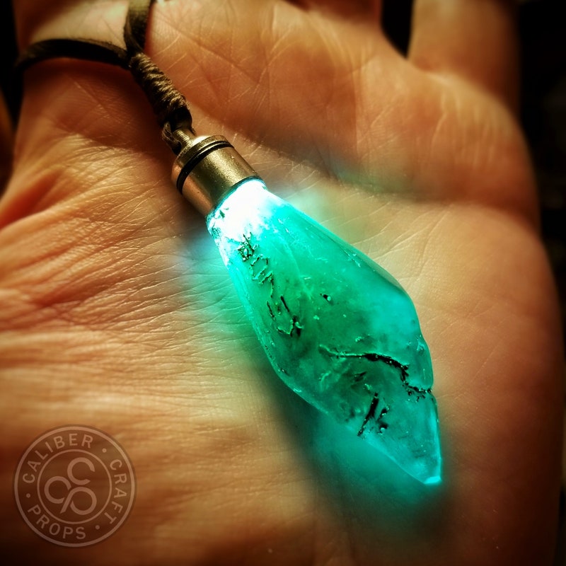Jade Glowing - Etsy