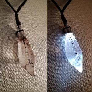 Jyn's Glowing Kyber Crystal Star Wars Trust in the FORCE Andor ...