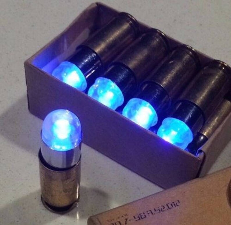 Blade Runner PKD Blaster Prop Ammo Box w/LUMI-SHOK rounds | Etsy