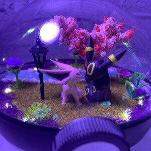 Umbreon X Espeon / Pokemon Terrarium / Pokemoncards / Pokemone Birthday ...