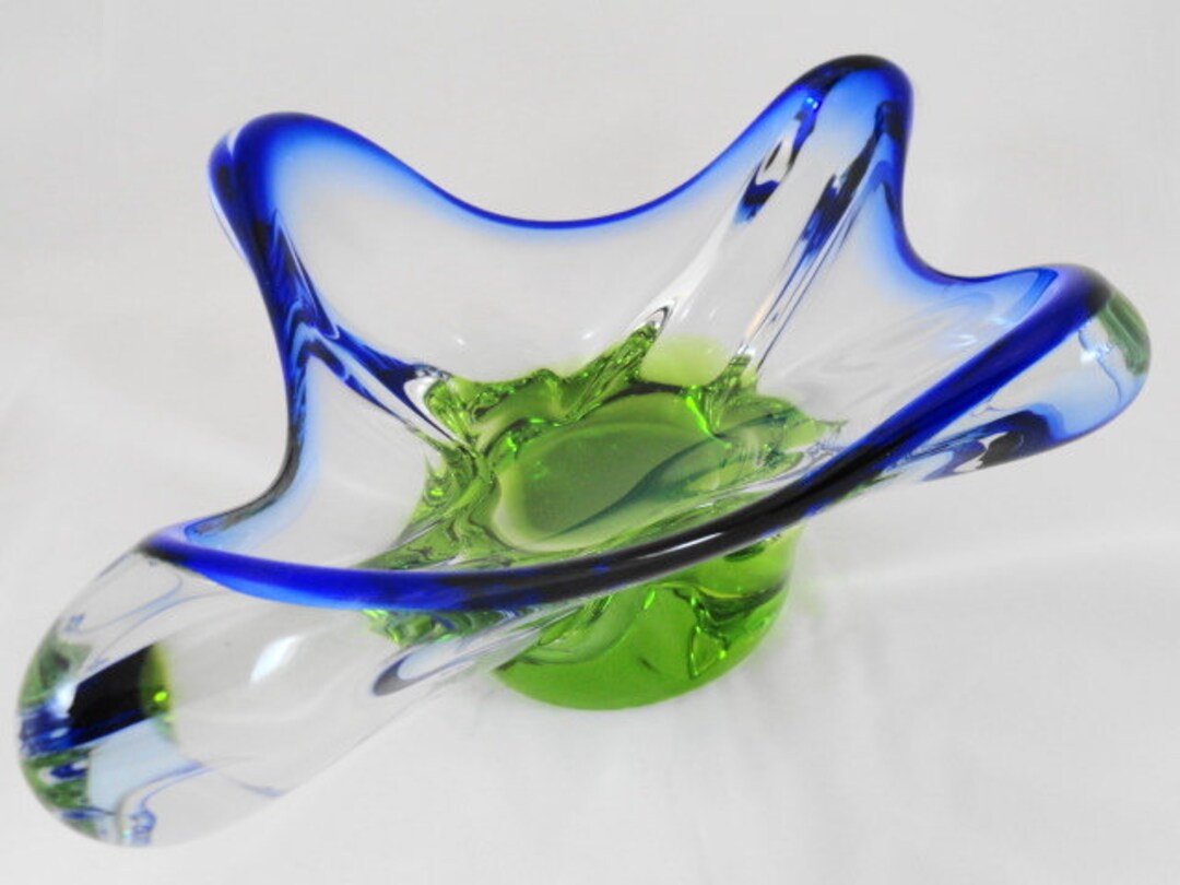 Stunning Hot Worked Bowl, Clear Glass With Green Glass Base and Blue ...