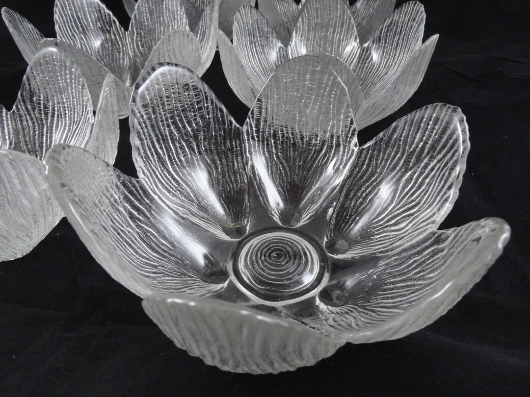 Wonderful Lotus Collection Pressed Glass Bowls 1 Large, 6 Small ...