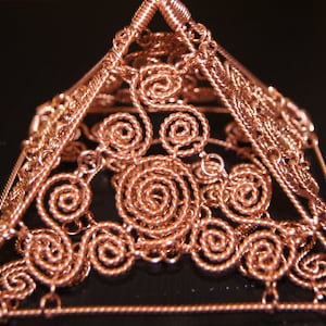 Upgraded New Giza Style Copper Pyramid With Infinity Twisted Wires, 19 ...