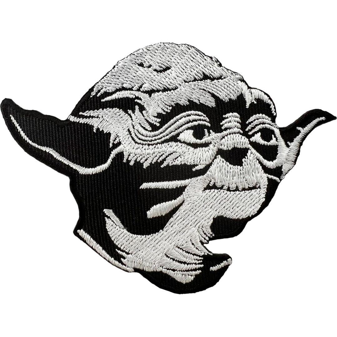 Star Wars Yoda Patch Embroidered Badge Iron Sew on Clothes T Shirt Bag ...