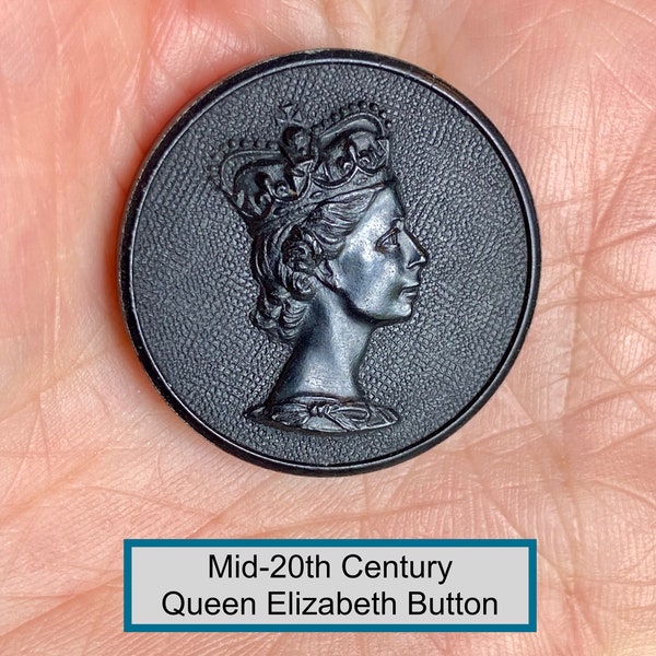 Queen Elizabeth Button - Etsy