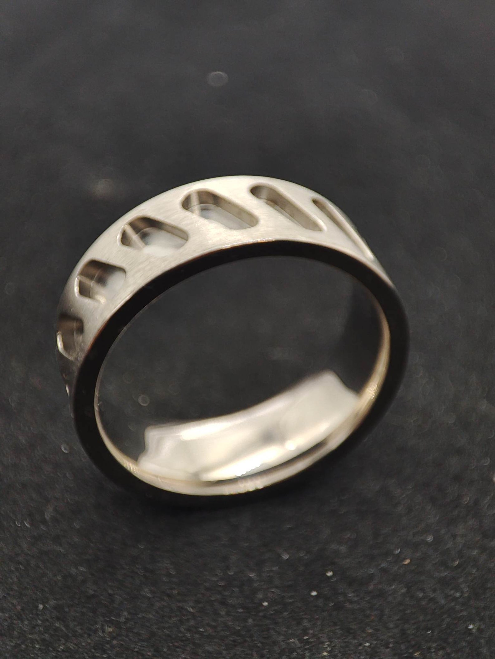 Titanium - Tilted Capsule Ring Blank - 8mm - Etsy