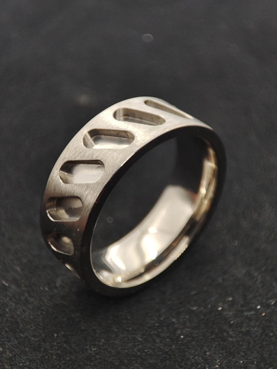 Titanium - Tilted Capsule Ring Blank - 8mm - Etsy