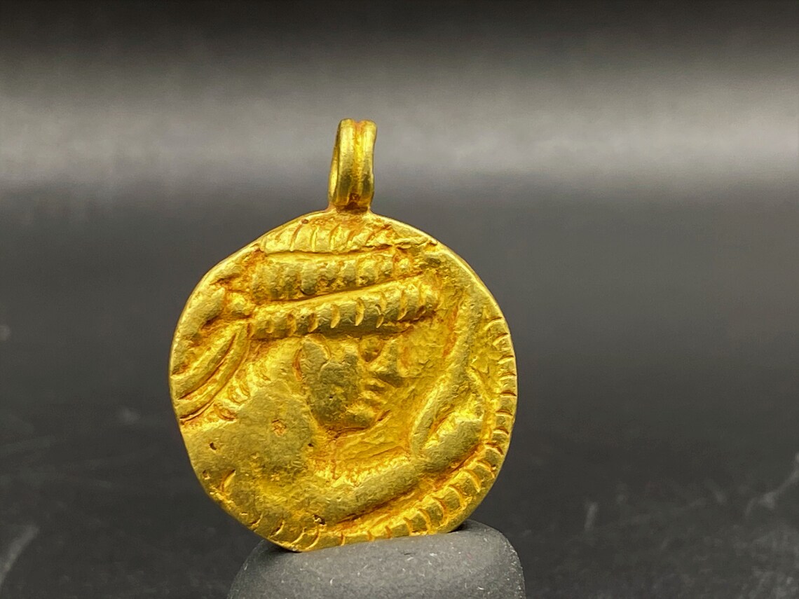 Old Antique Ancient Indo Greco Kushan Gold Coins Pendant 18 - Etsy