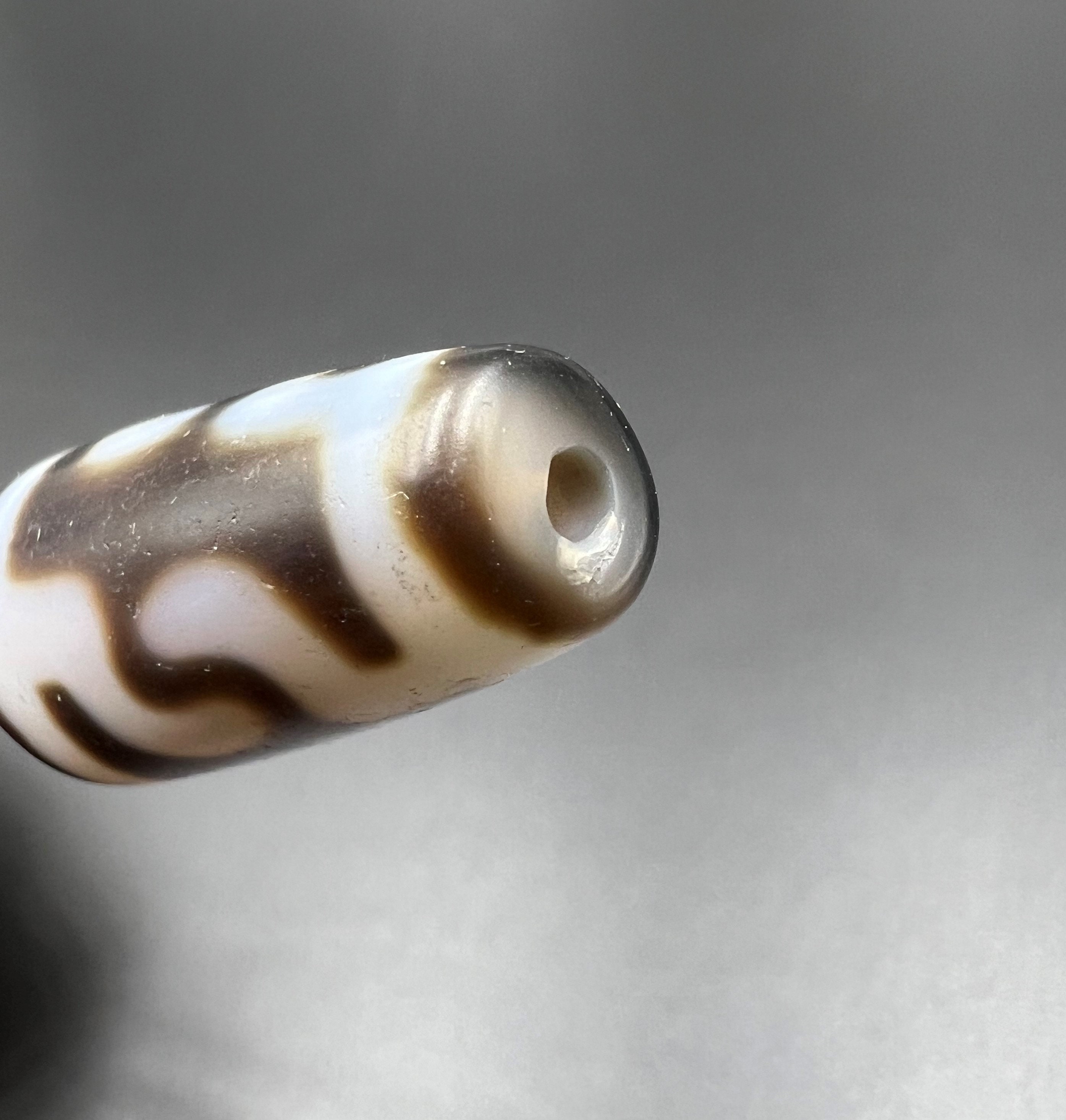 Himalayan Tibetan Nepali Tian Zhu Dzi Agate Stone Prayer Amulet Zee ...