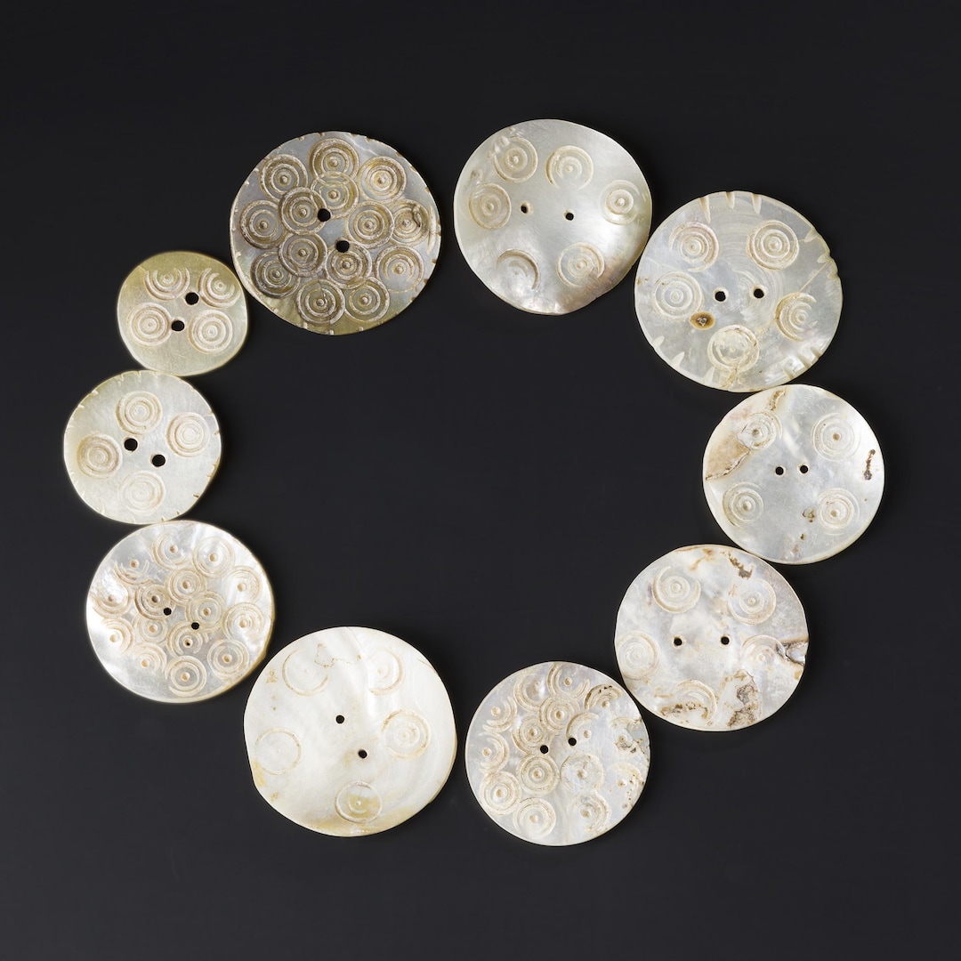 Lot of 10 Antique Gilgit Traditional Mother-of-pearl Shell Buttons ...