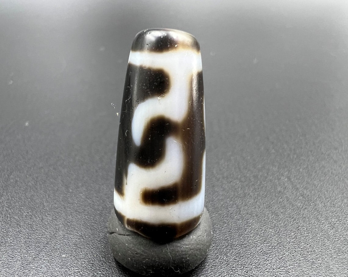 Himalayan Tibetan Nepali Tian Zhu Dzi Agate Stone Prayer Amulet Zee ...