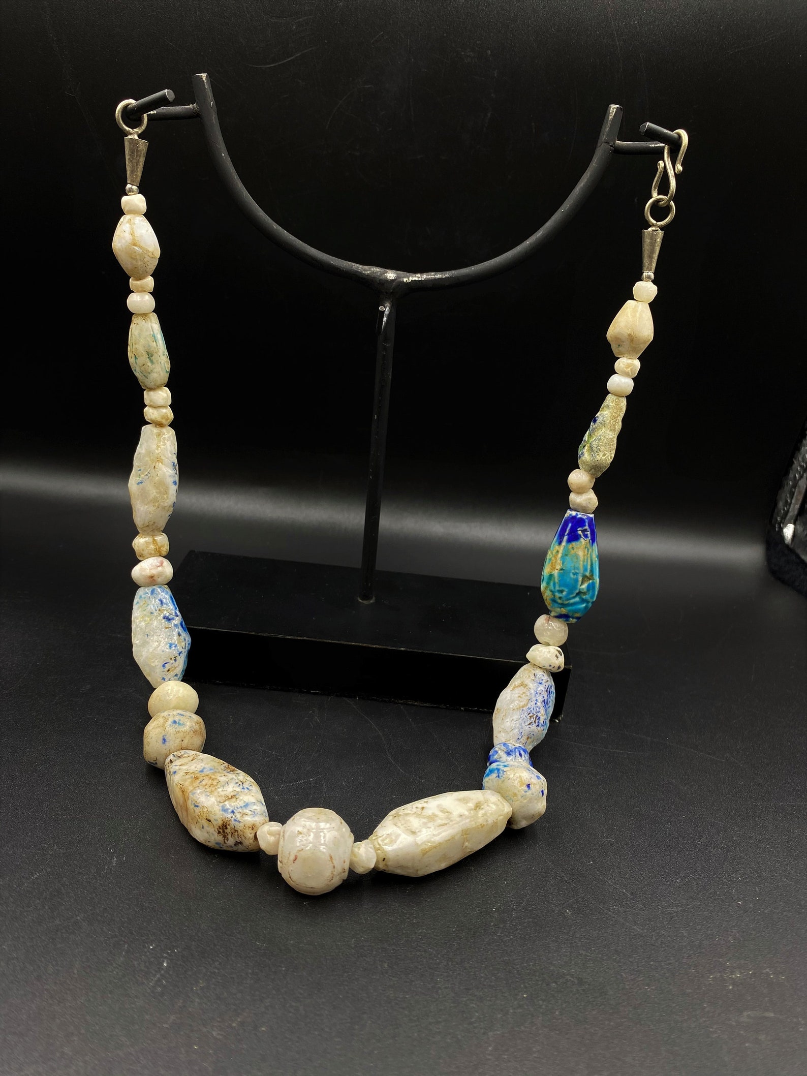 Old Ancient Antique Indo Greco Bactrian Rare Glazed Quartz Old Beads ...