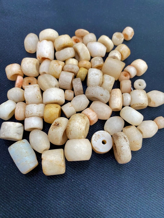 Ancient Neolithic quartz African stone beads Mali - Gem