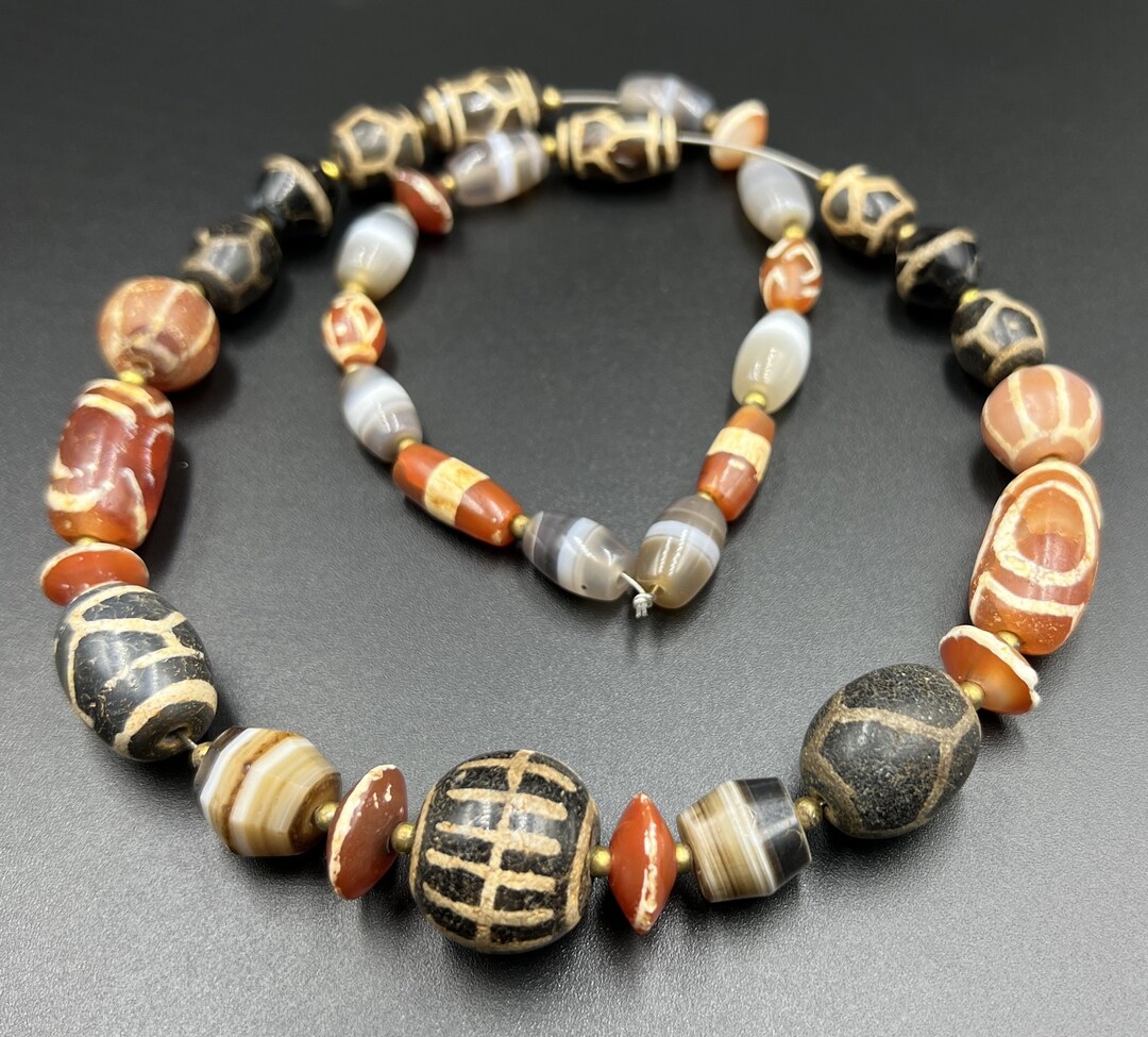 Dzi Zee Himalayan Nepalese Tibetan India Etched Painted Carnelian Beads ...