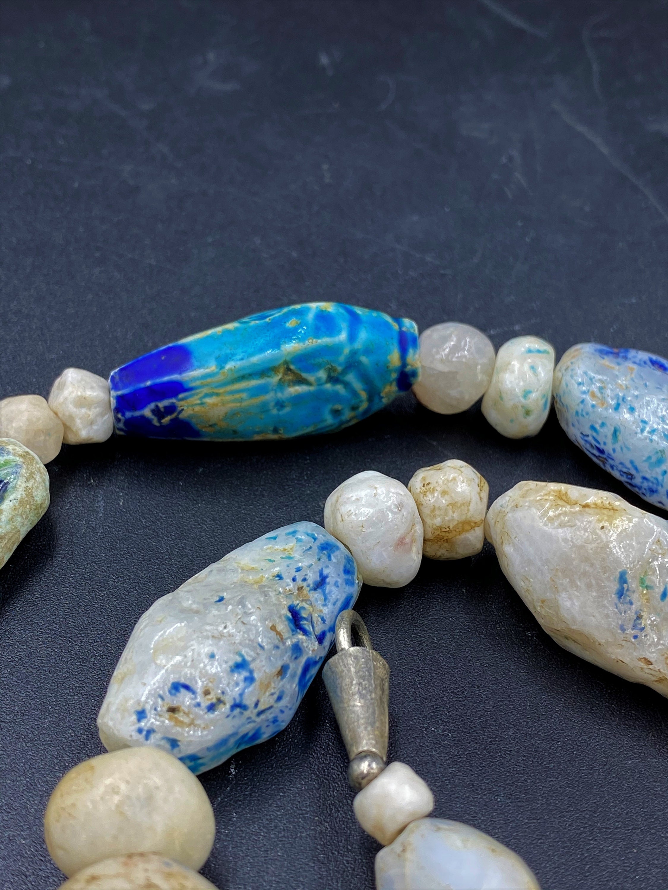 Old Ancient Antique Indo Greco Bactrian Rare Glazed Quartz Old Beads ...