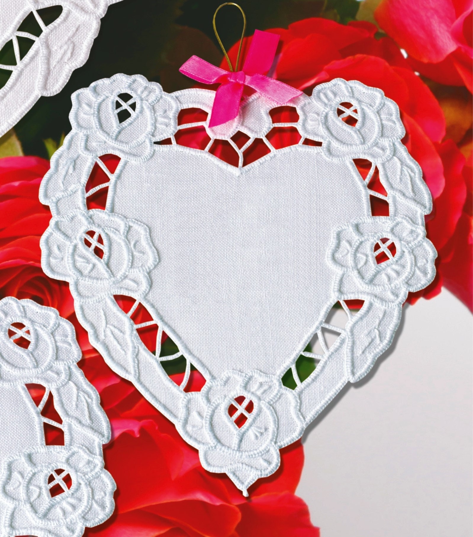 HEART Cutwork Embroidery Kit Richeliu Ebroidery Stamped Linen to ...