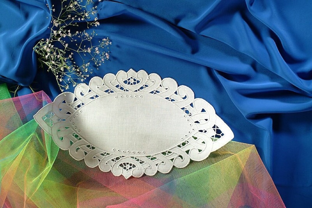 CUTWORK EMBROIDERY KIT | Richelieu Embroidery | Stamped Linen to ...